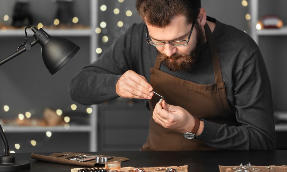 5 Must-have Tools to Run a Jewelry Repair Business
